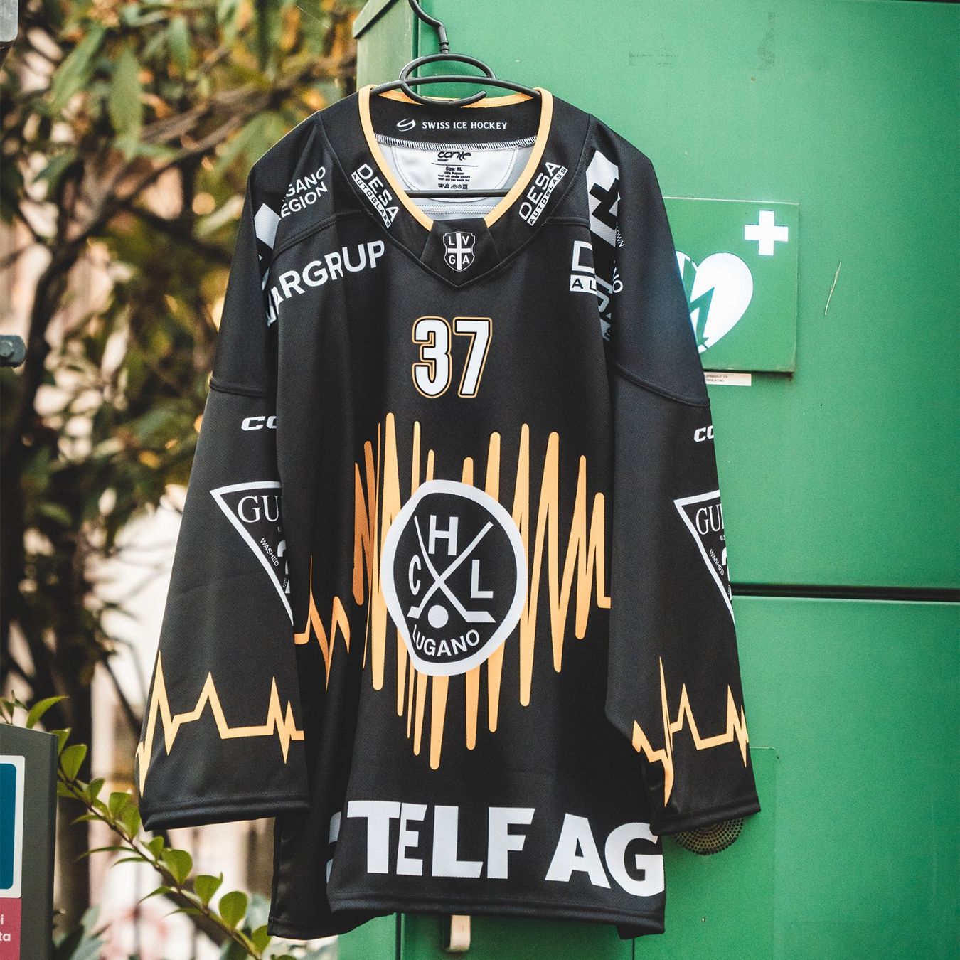 #37 Joren van Pottelberghe - 25/26 Charity Jersey HCL (Gebraucht) in ...