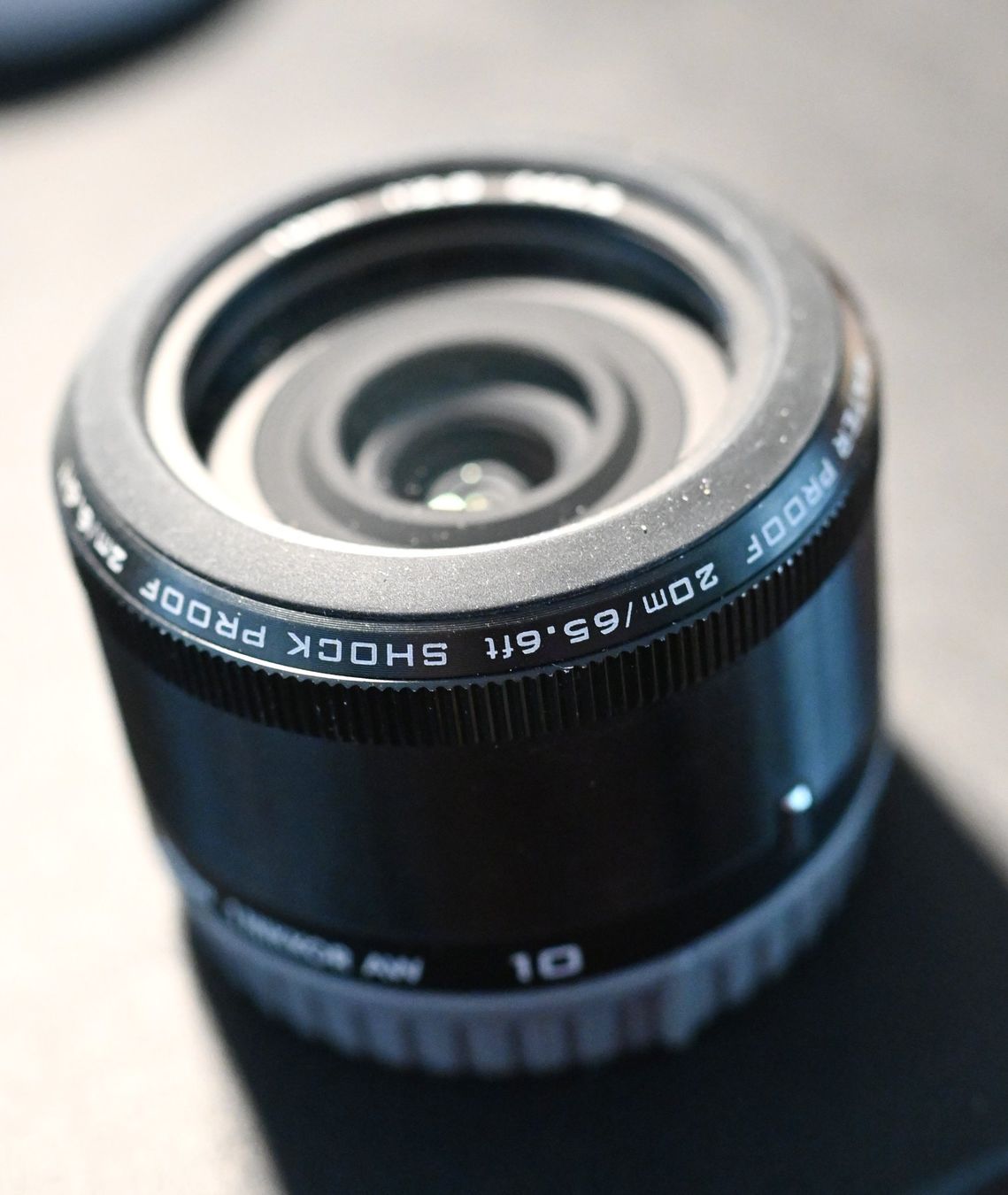 Nikon 1 AW 1 mit drei Objektiven, davon zwei abgedichtet =AW (Gebraucht ...