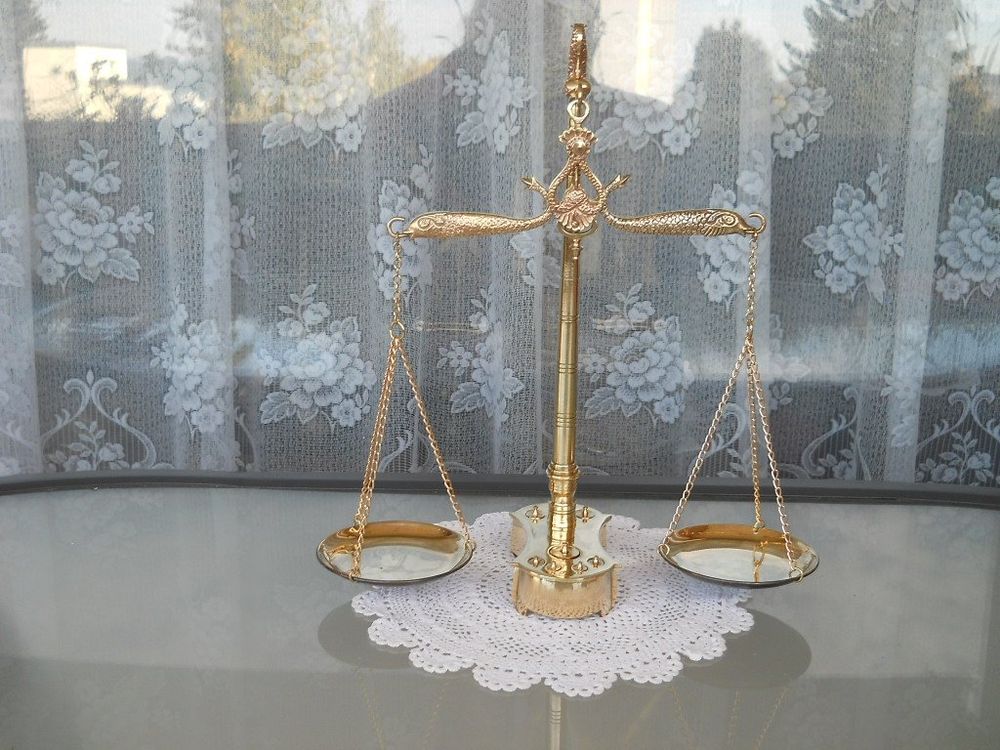 38,5cm grosse Messing Waage mit 7 integrierten Gewichtsteine | Kaufen auf Ricardo