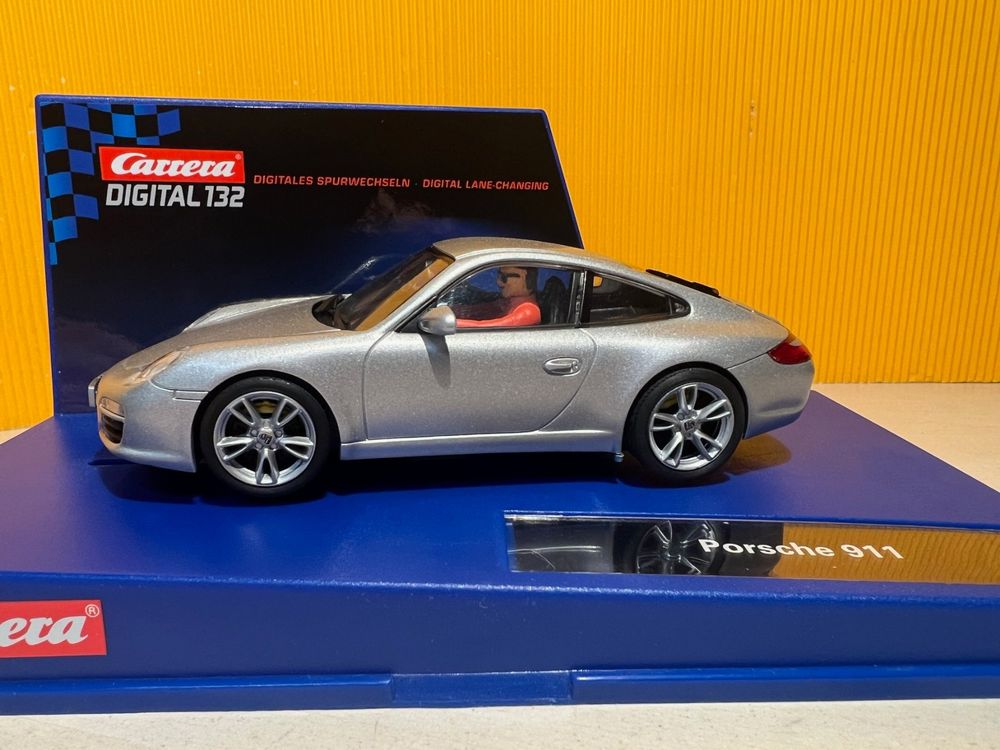 PORSCHE 911 «SILBER Strassenversion» - Carrera DIGITAL 132 - (Neu (gemäss Beschreibung)) in ...
