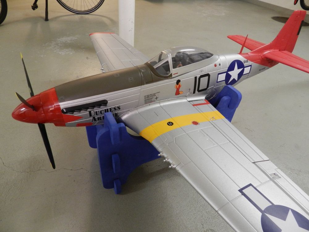 FMS P-51D V8 RED TAIL 1450mm PNP (Neu (gemäss Beschreibung)) in Pfäffikon ZH für CHF 265 – nur ...