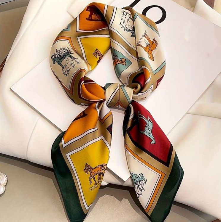 Edler Foulard Halstuch Pferde Karo NEU | Kaufen auf Ricardo