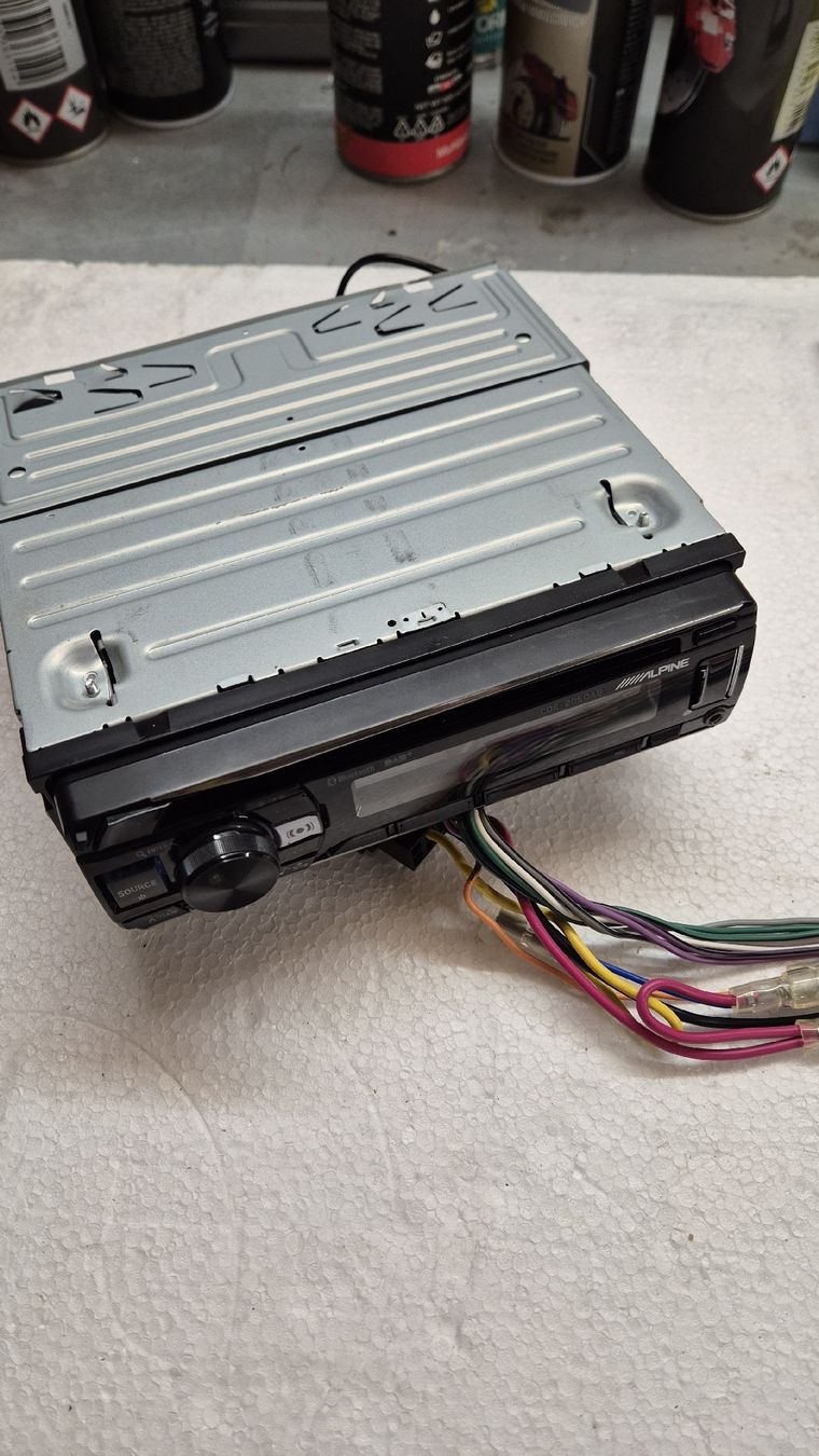 Auto Radio Alpine CDE205 DAB (Gebraucht) in Egerkingen für CHF 50 – mit ...