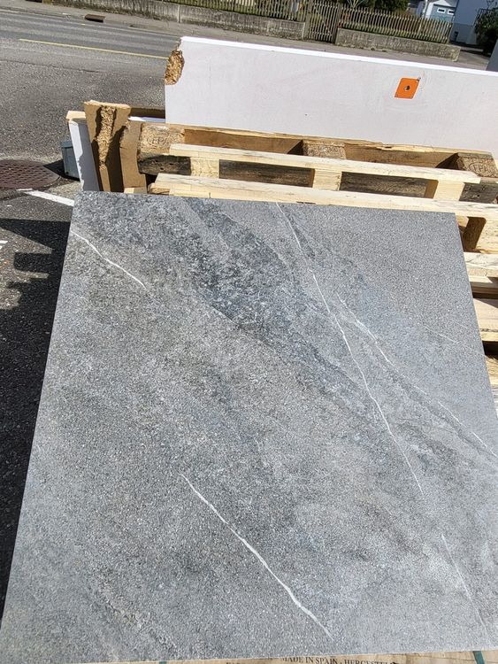 Aktion März Gartenplatten 60x60x2 cm R11 25,49m2 (Neu und originalverpackt) in Schlatt-Paradies ...