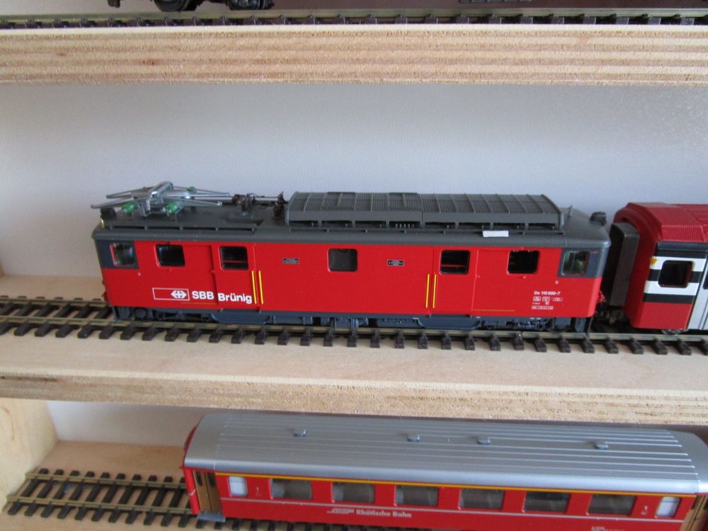 Rame de train Brunig Panorama Express 1 loco + 4 wagons (Neu und ...