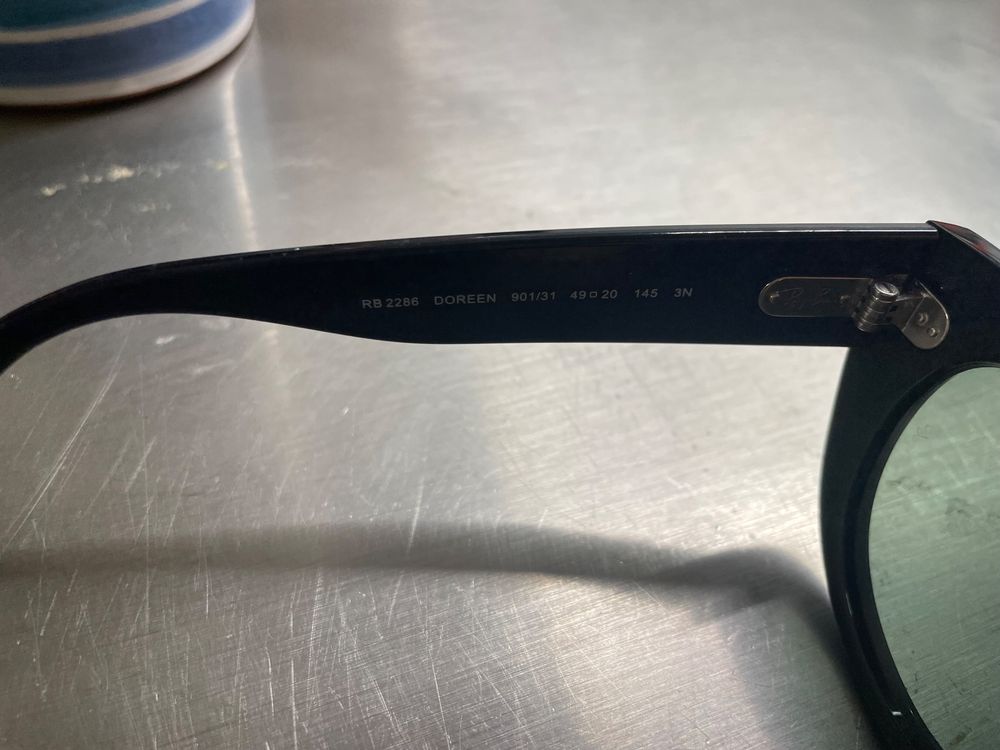 Ray Ban Doreen (Gebraucht) in Zürich für CHF 30 – mit Lieferung auf ...