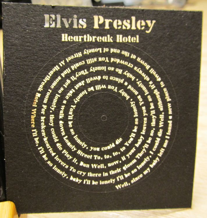 Elvis Presley Heartbreak Hotel Deko (Neu (gemäss Beschreibung)) in ...