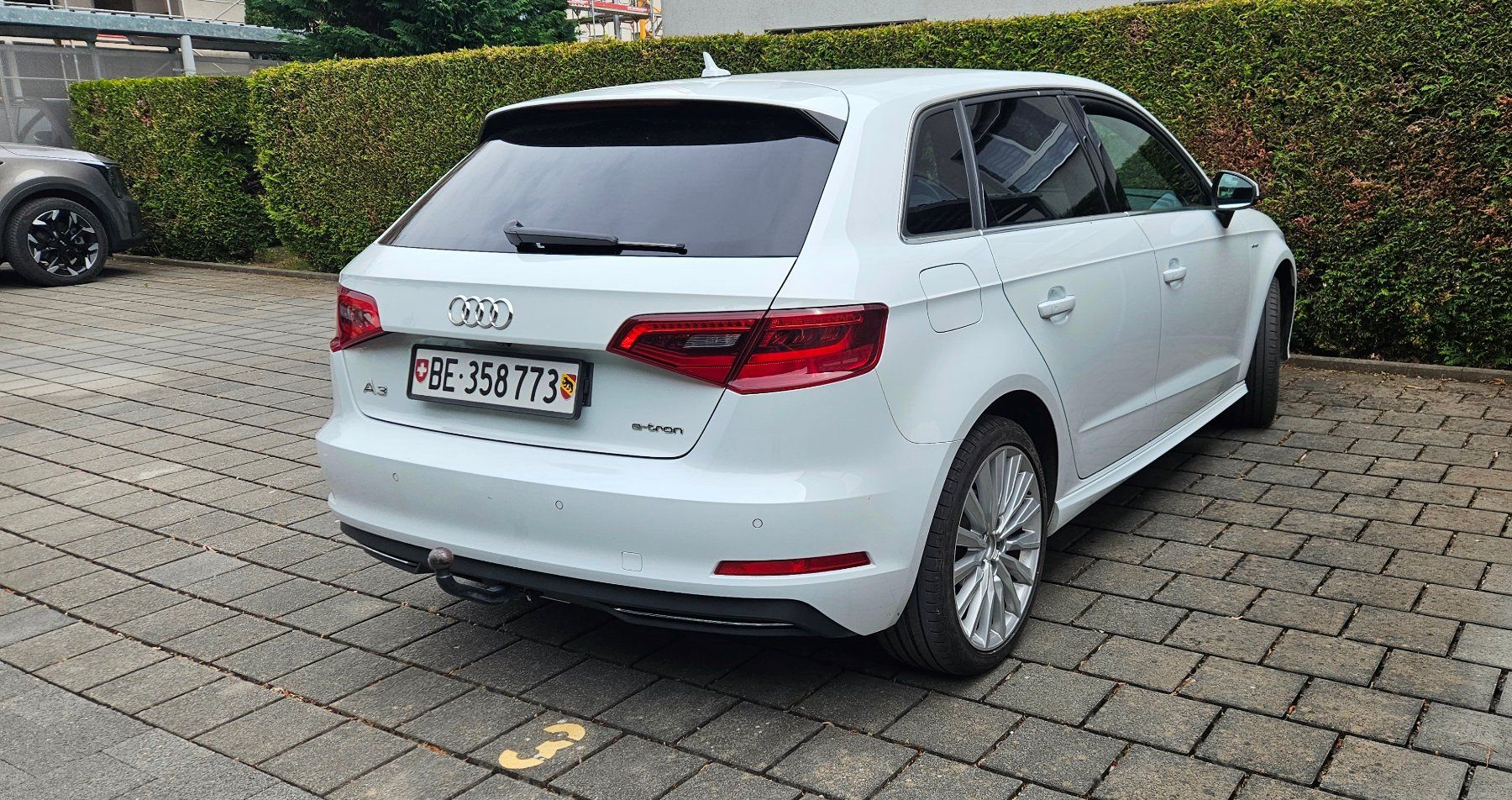 Audi A3, e-tron, Plug-In-Hybrid, S-Line, S-Tronic (Gebraucht) in ...
