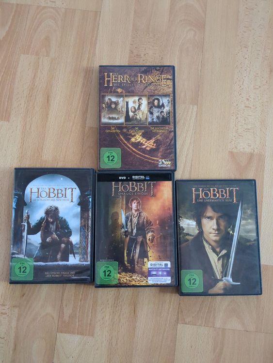 Hobbit und Herr der Ringe Trilogien (Gebraucht) in Bern für CHF 1 – mit ...