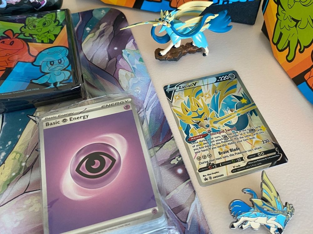 Über 1000 Pokémon-Karten mit Pikachu, Zacian, Zamazenta & Co (Neu ...