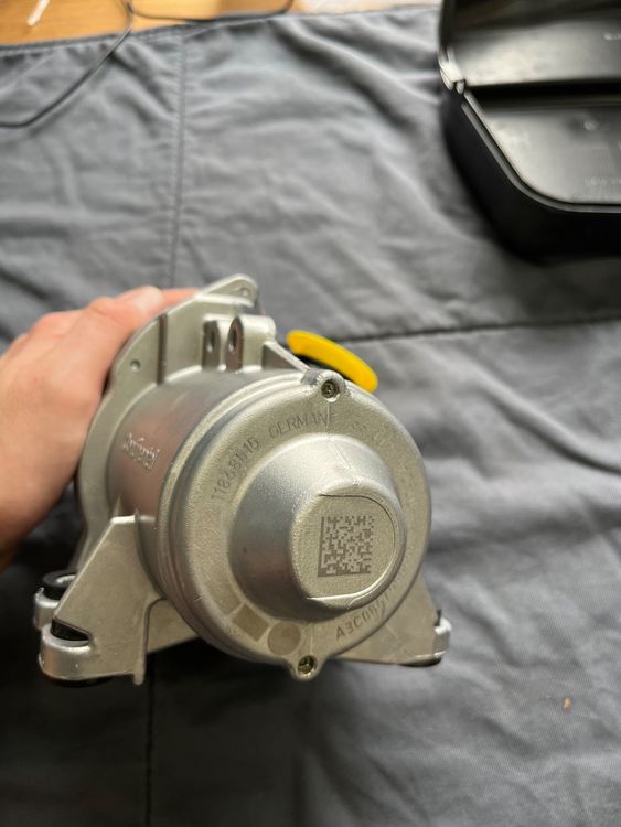 Kühlmittelpumpe N54 N55 (neu) (Neu und originalverpackt) in Cham für ...