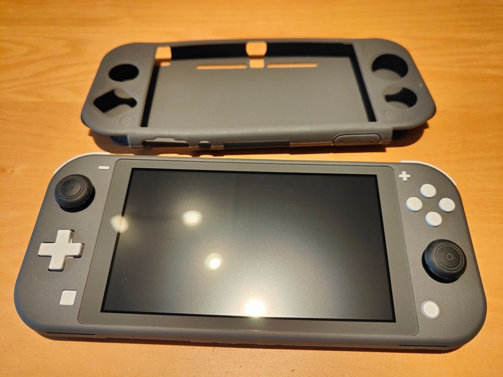 NINTENDO Switch Lite Grey 32 GB (Gebraucht) in Belp für CHF 100 – mit ...