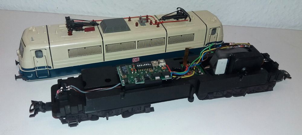 Märklin HO digital - E-Lok BR 184 003-2 der DB - Metall (Gebraucht) in Giebenach für CHF 56 ...