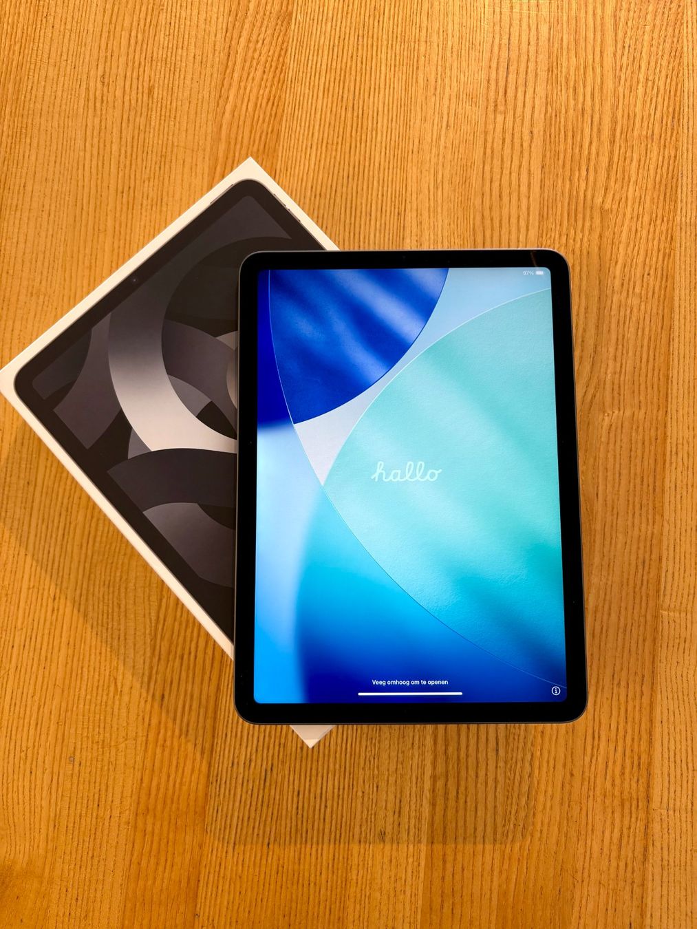 Apple iPad Air 5. Generation (M1), Top Zustand (Gebraucht) in Sempach ...
