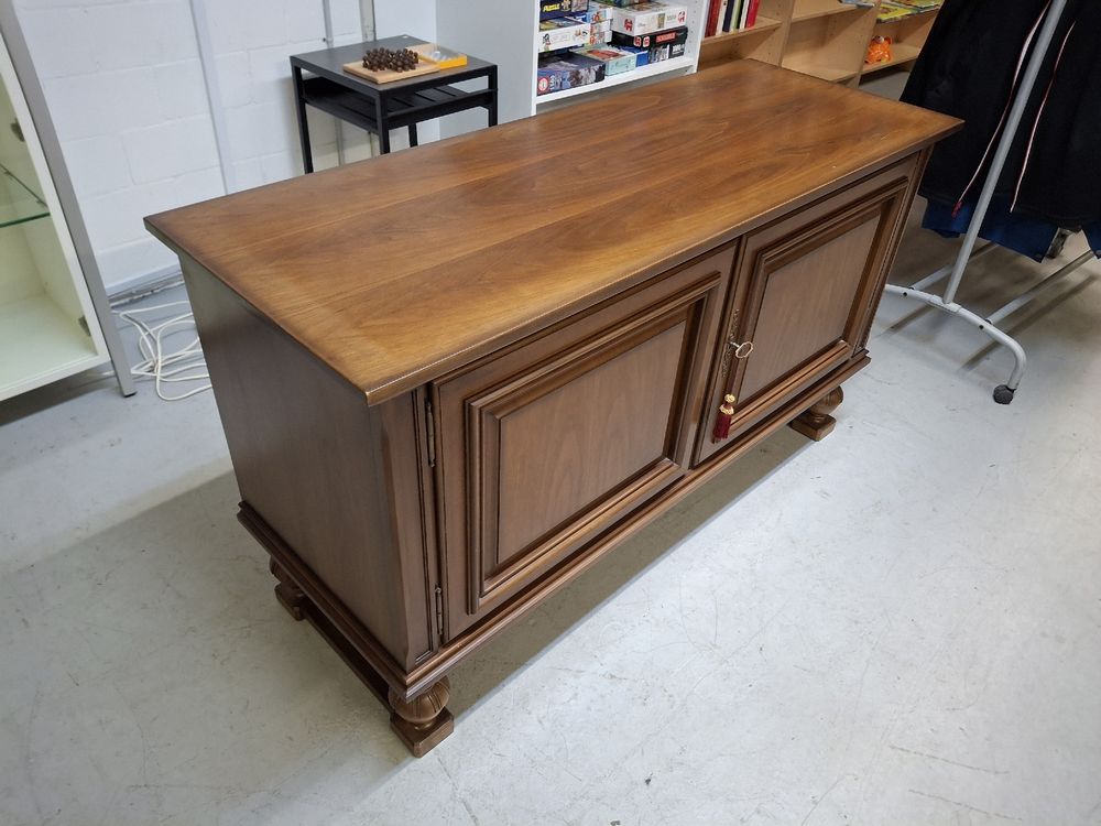 Schweizer Möbel Buffet, Sideboard, ohne Einlegenboden (Gebraucht) in ...