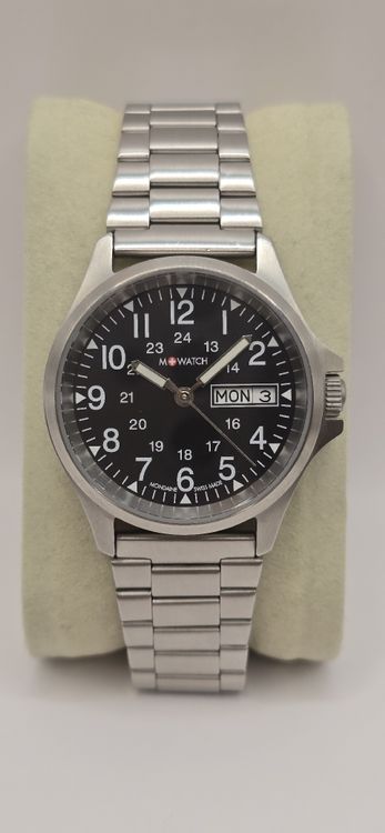 Mondaine M-Watch Swiss Made Quartz Men's wristwatch | Kaufen auf Ricardo