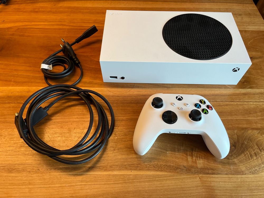 Xbox Series S + Controller (Gebraucht) in Dübendorf für CHF 149 – mit ...
