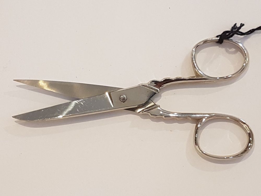 Schere Dreiturm Solingen (Gebraucht) in für CHF 8 – mit Lieferung auf ...