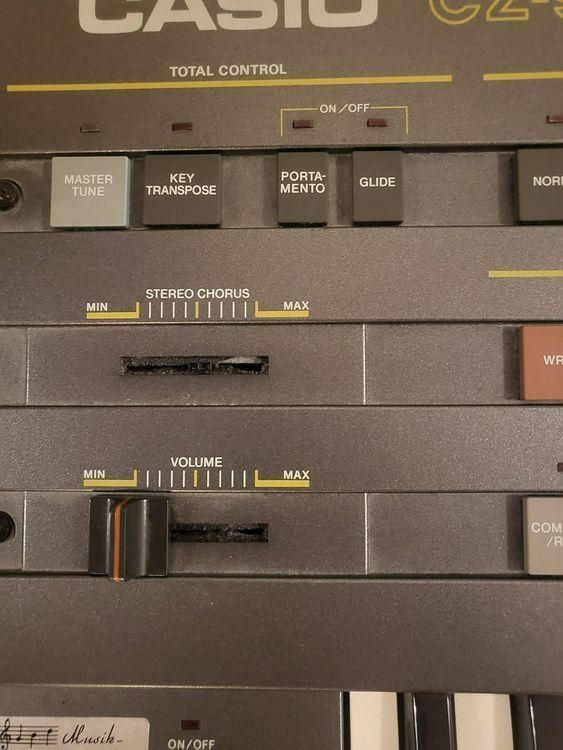 Casio CZ-5000 Cosmo Synthesizer + Subwoofer & Casio Pedal (Gebraucht ...
