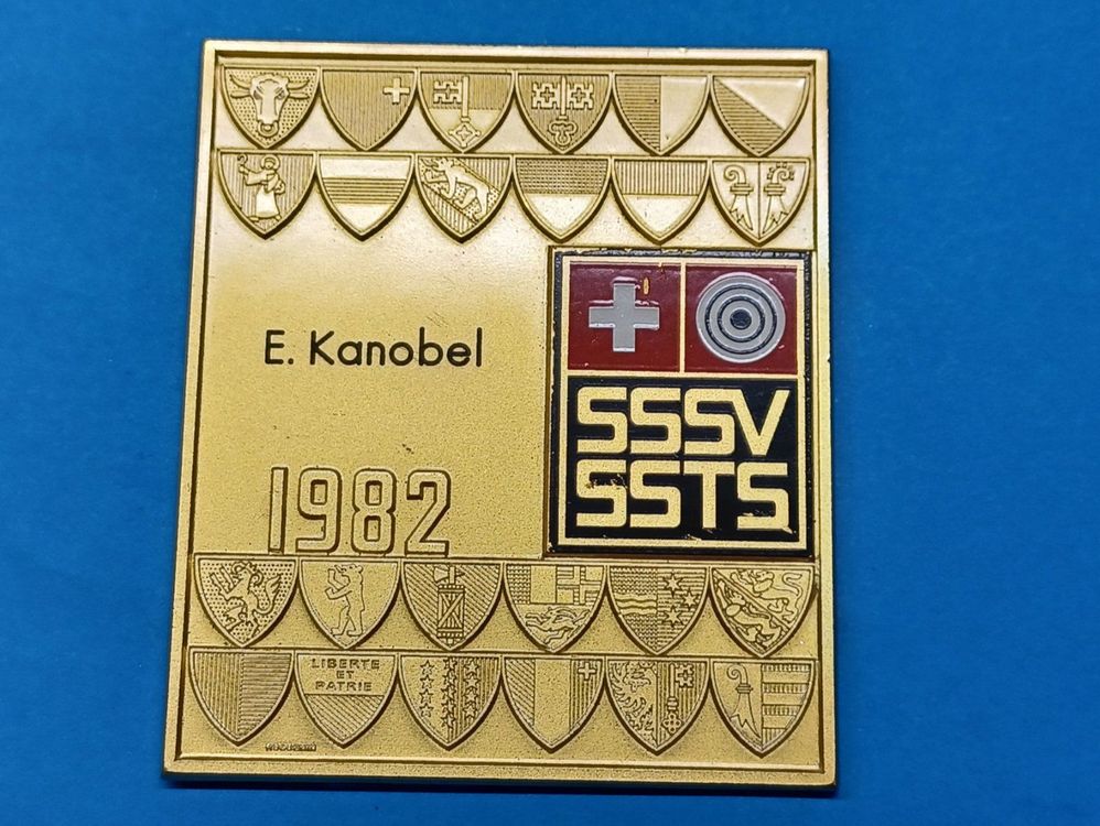 SSSV 7,2 x 6,2 cm 118 gramm 1982 (E124) (Gebraucht) in Ennenda für CHF 3.9 – mit Lieferung auf ...