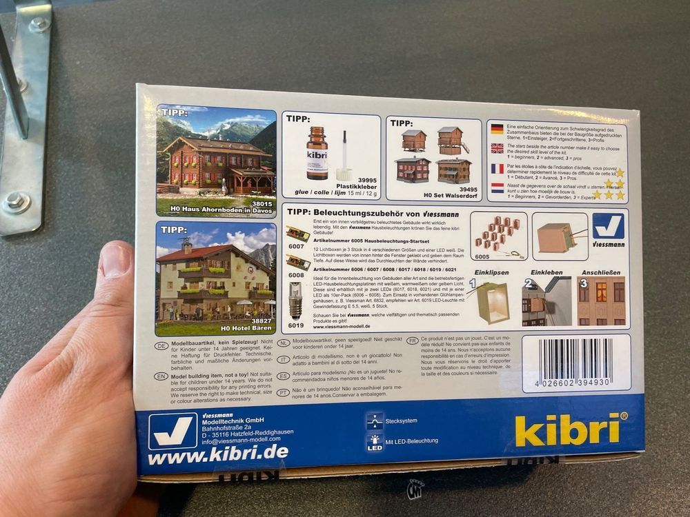 Kibri 39493 H0 Davos Monstein Bahnhof (Neu und originalverpackt) in Chiasso für CHF 41.5 – mit ...