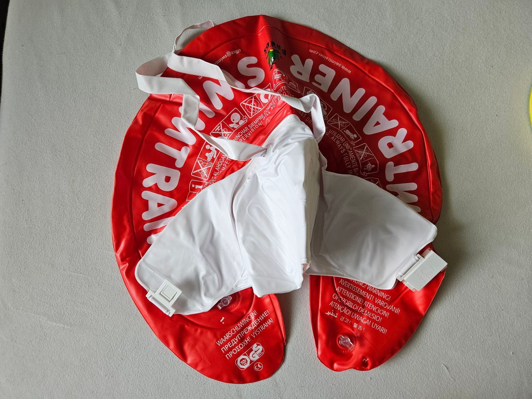 Freds Swimtrainer Schwimmring 6-18kg (Gebraucht) in Unterengstringen für CHF 7 – mit Lieferung ...