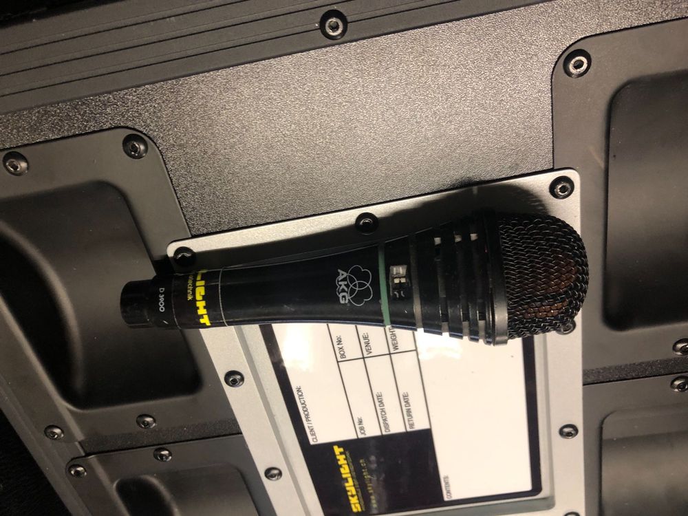 AKG Mikrofon D3800 - ab 1.- (Gebraucht) in Eiken für CHF 24 – mit ...