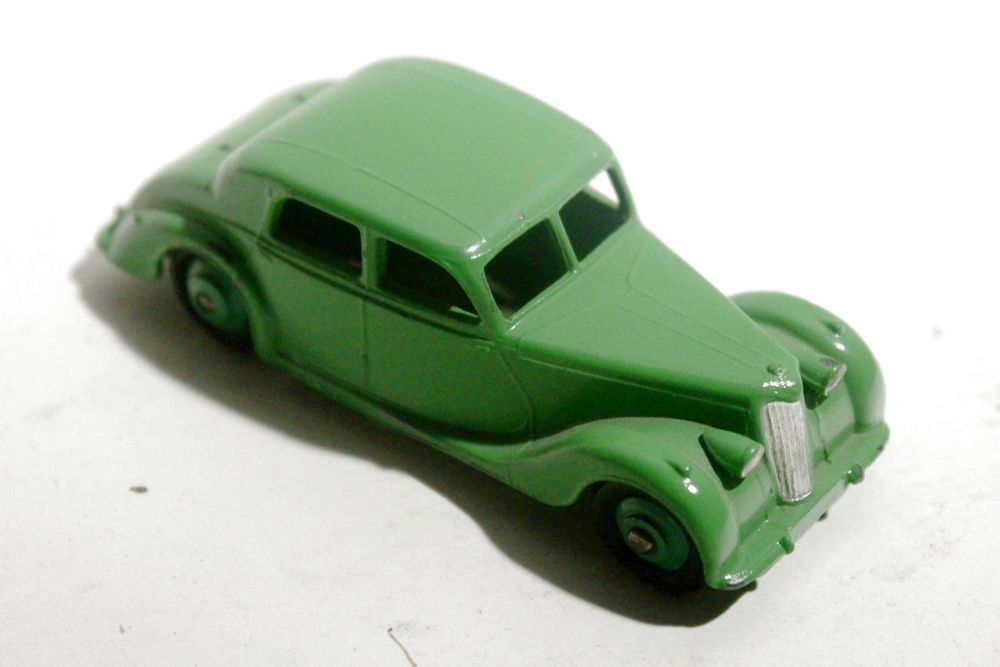 DINKY TOYS Riley 40A, schönes, orignales Modell in grün (Gebraucht) in ...