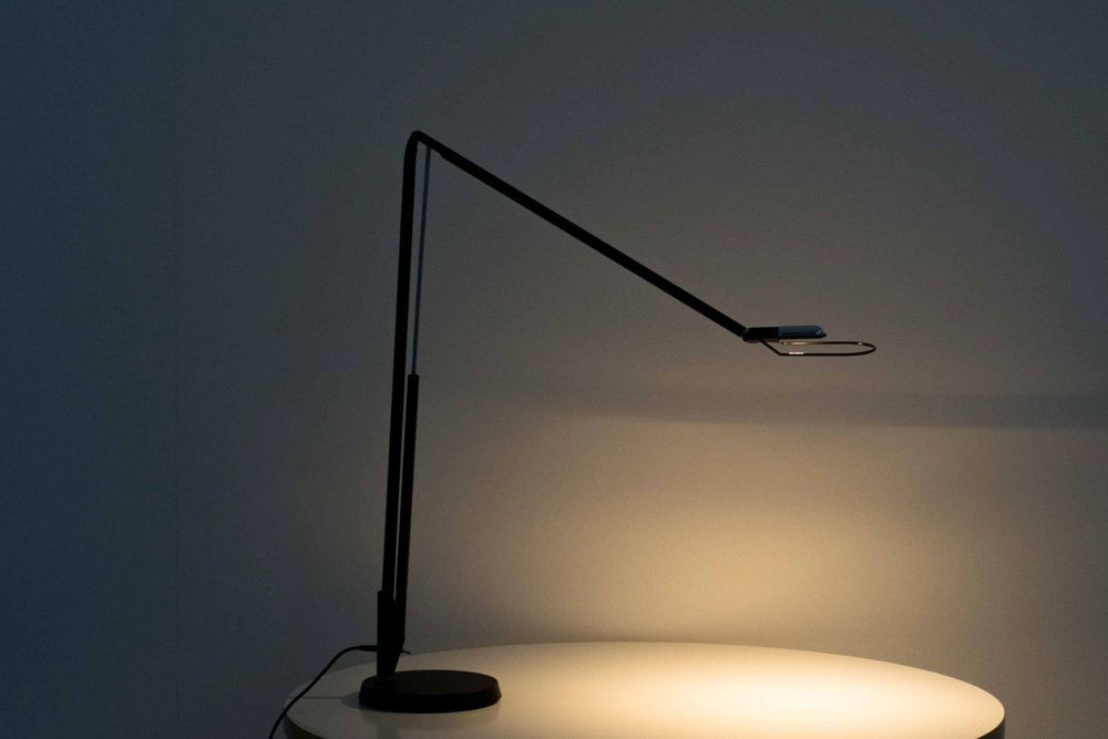 Benjamin Thut Lifto LED Tischleuchte von Belux (Gebraucht) in Zürich ...