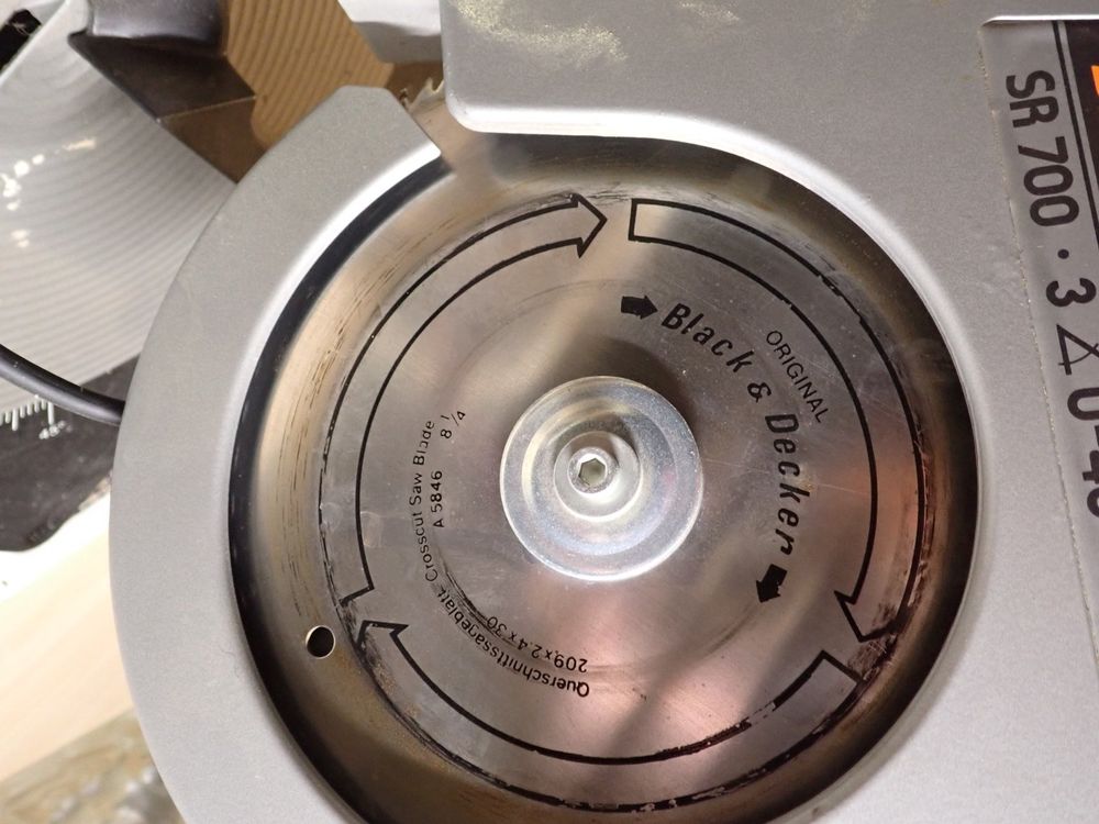 Ab 1.- Black & Decker Tisch Winkelfräse (Gebraucht) in Rümlang für CHF ...