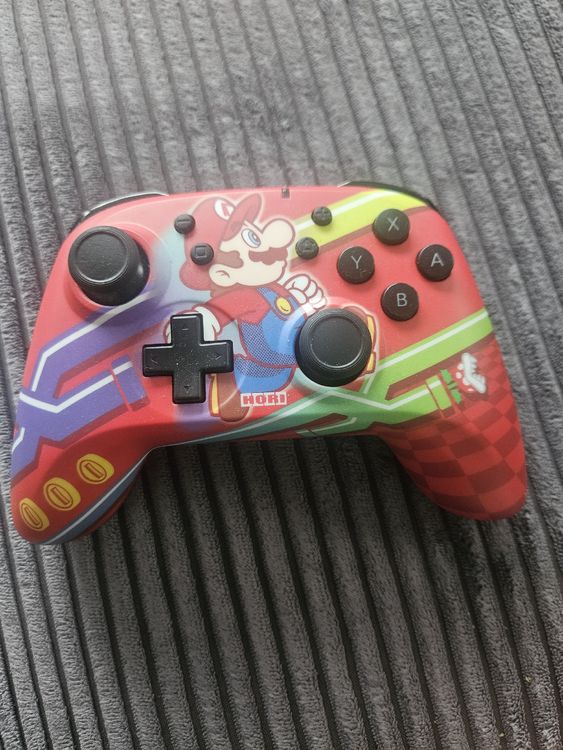 Nintendo Switch Controller Mario Controller Gaming (Gebraucht) in Lausen für CHF 39 – mit ...
