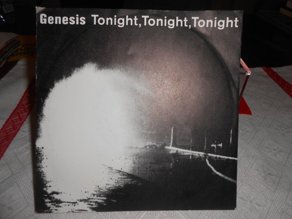 Singles; Genesis 1987 (Gebraucht) in Bubikon für CHF 1 – mit Lieferung ...