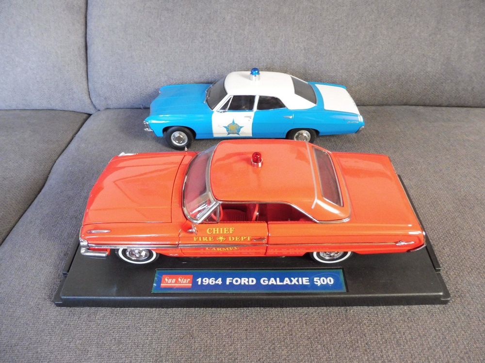 2 Modellautos Ford Galaxy 1964 & Chevrolet Biscayne 1967 (Gebraucht) in ...