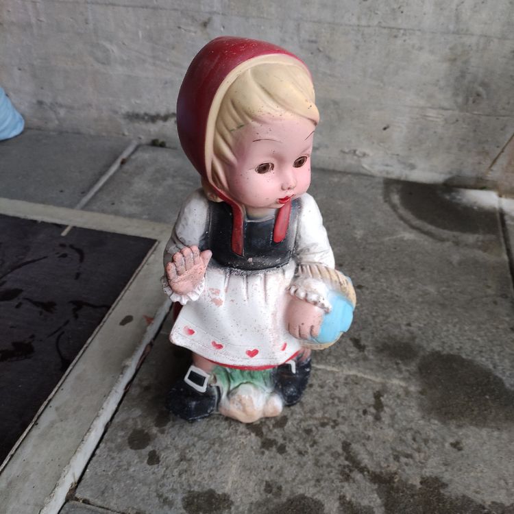 Rotkäppchen (Gebraucht) in Ennetmoos für CHF 15 – mit Lieferung auf Ricardo kaufen