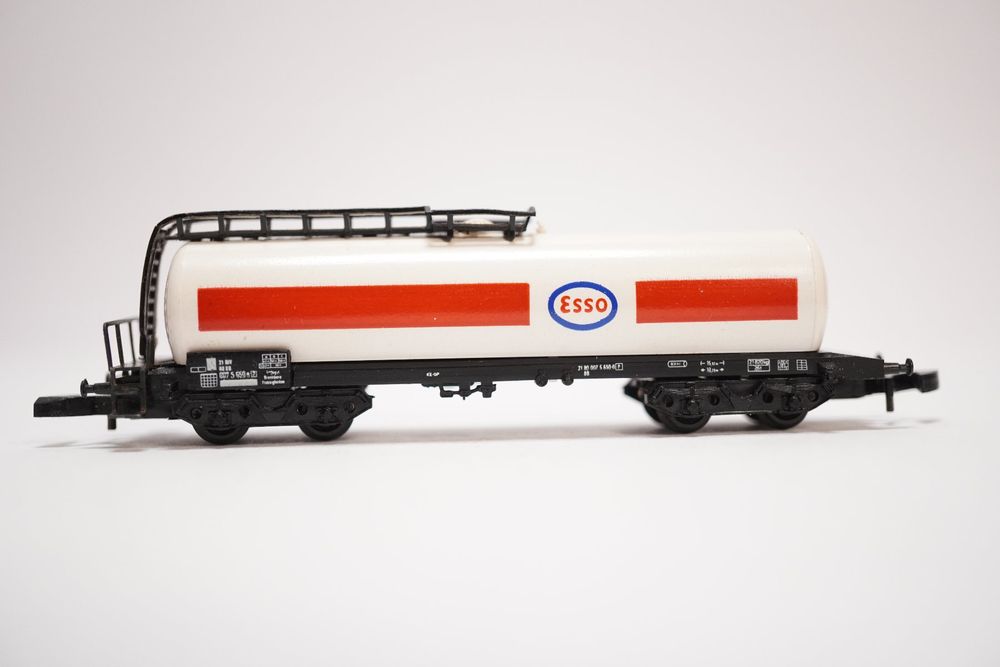e33 Märklin 8626 DB Tankwagen Esso 4-achsig (Gebraucht) in Thun für CHF 16 – mit Lieferung auf ...