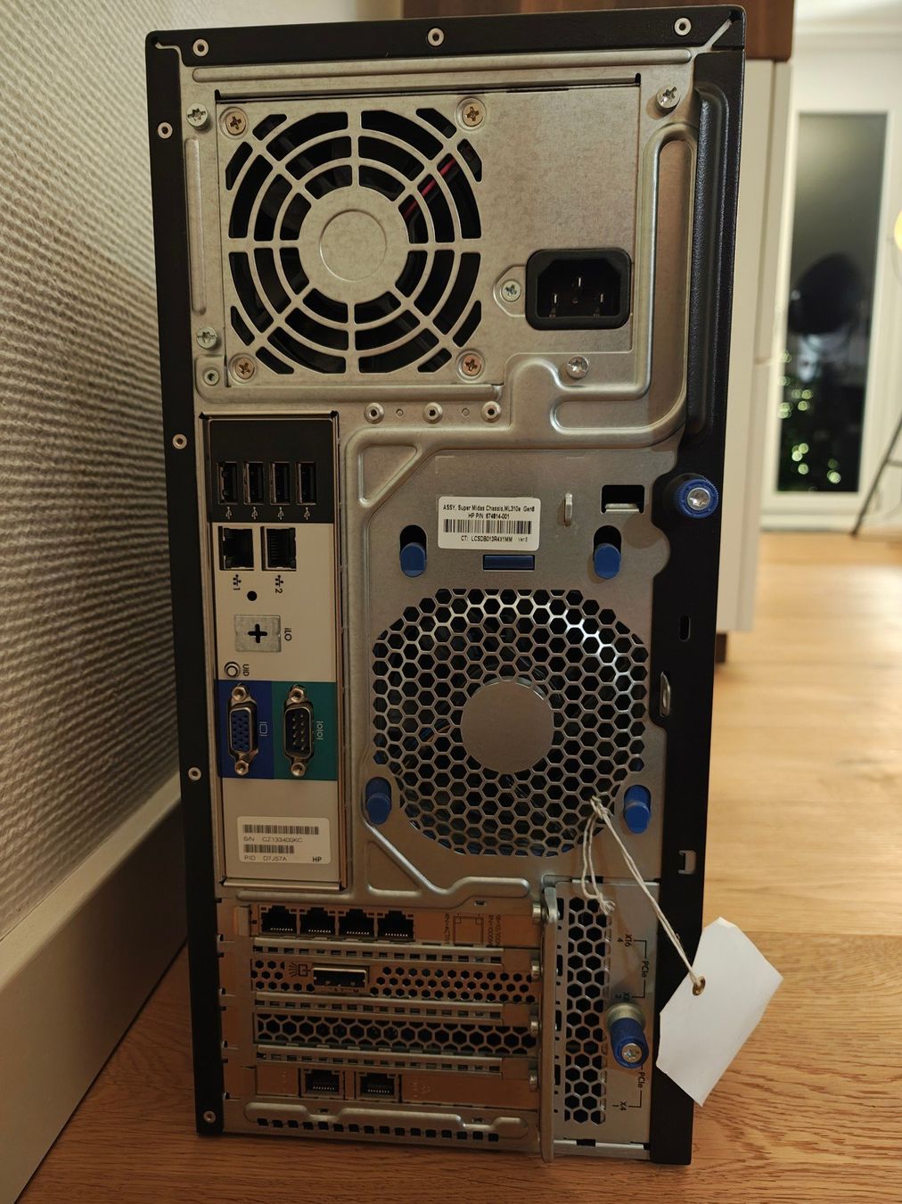 HP Proliant ML310 G8, 24GB Ram, 3.3GHz CPU, SmartArray P222 (Gebraucht ...