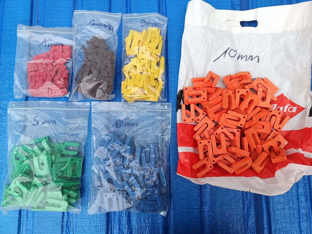 Distanzhalter / Unterlegskeil (Gebraucht) in Oberegg für CHF 25 – nur Abholung auf Ricardo kaufen