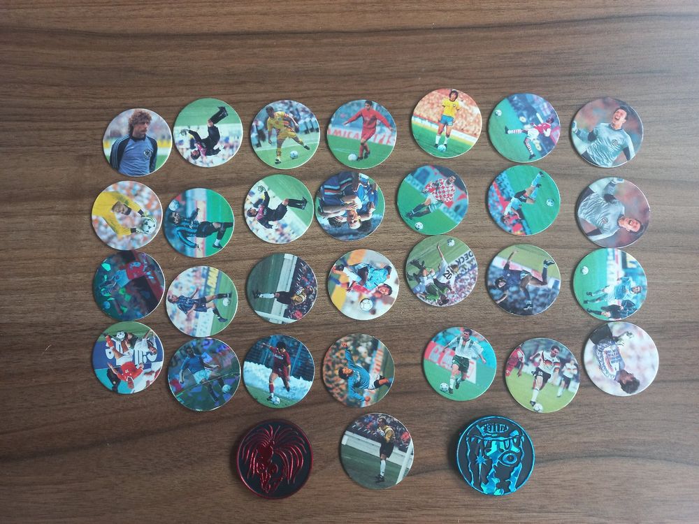 29 Stück Vintage Fussball Pogs/Caps inkl. 2 Slammer | Kaufen auf Ricardo