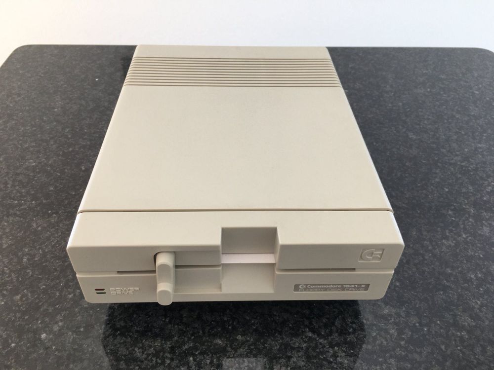 Commodore DISK DRIVE - II (TOP ZUSTAND) (Gebraucht) in Wolfwil für CHF ...