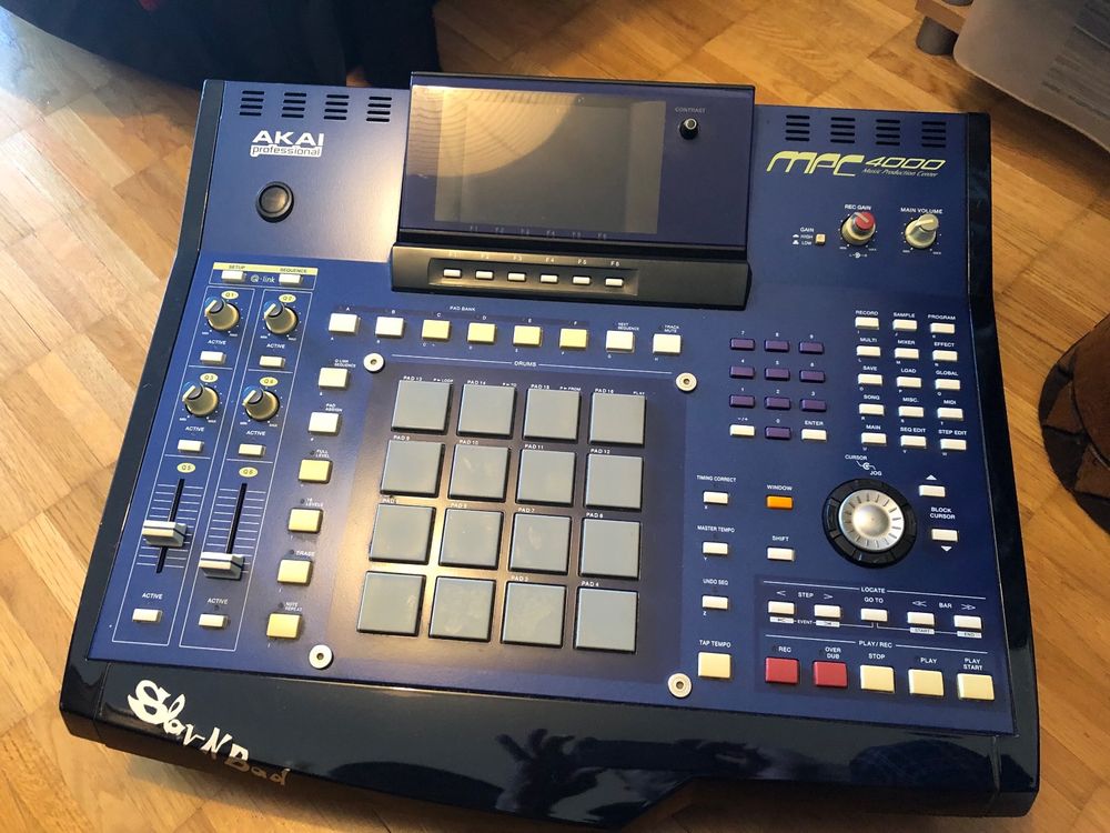 Akai MPC 4000 (Gebraucht) in La Chaux-de-Fonds für CHF 400 – nur ...