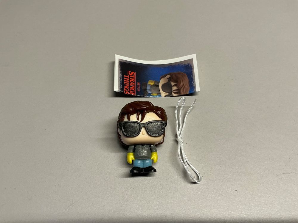 Kinder Joy Stranger Things Steve (Neu (gemäss Beschreibung)) in ...