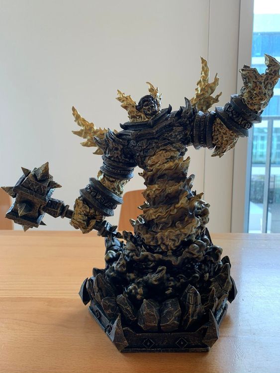 World of Warcraft Ragnaros Statue (Gebraucht) in Winterthur für CHF 66 ...