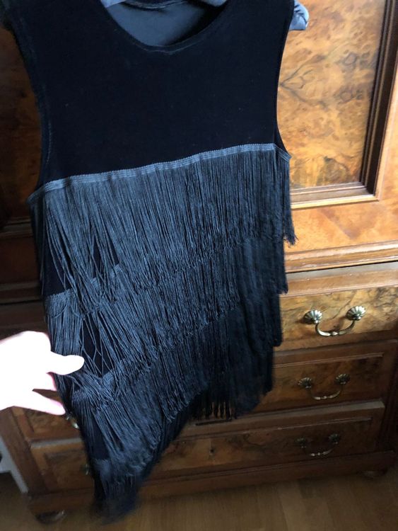 Flapper Top in Samt mit Fransen in schwarz Gr. M / 40 | Kaufen auf Ricardo