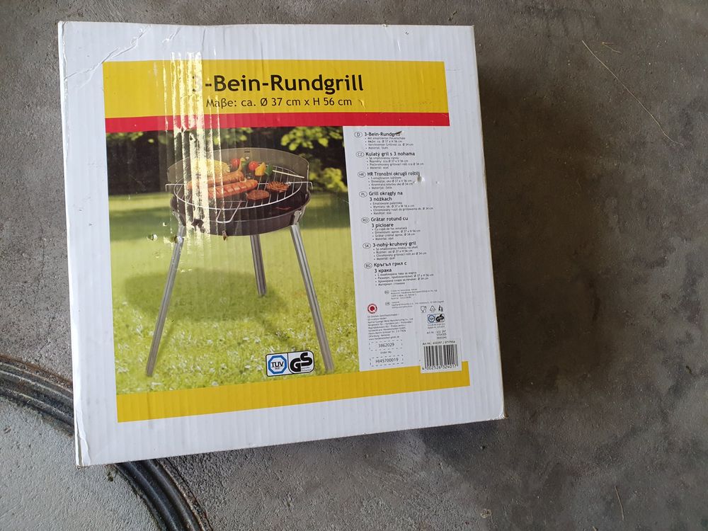 3 Bein Grill (Neu und originalverpackt) in Teufenthal AG für CHF 1 – nur Abholung auf Ricardo kaufen