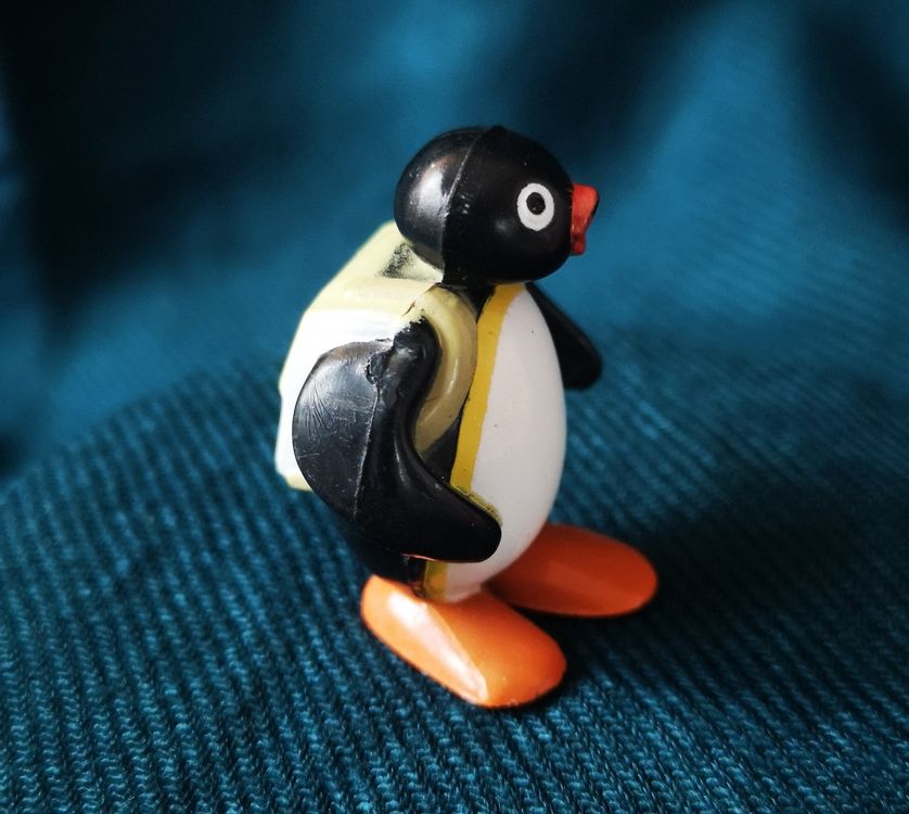 PINGU mit Schulthek - 3 cm - Rar Figur | Kaufen auf Ricardo