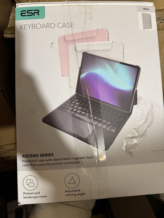 Neuwertiges ESR Keyboard Case für Tablets - Ascend Serie (Neu und ...