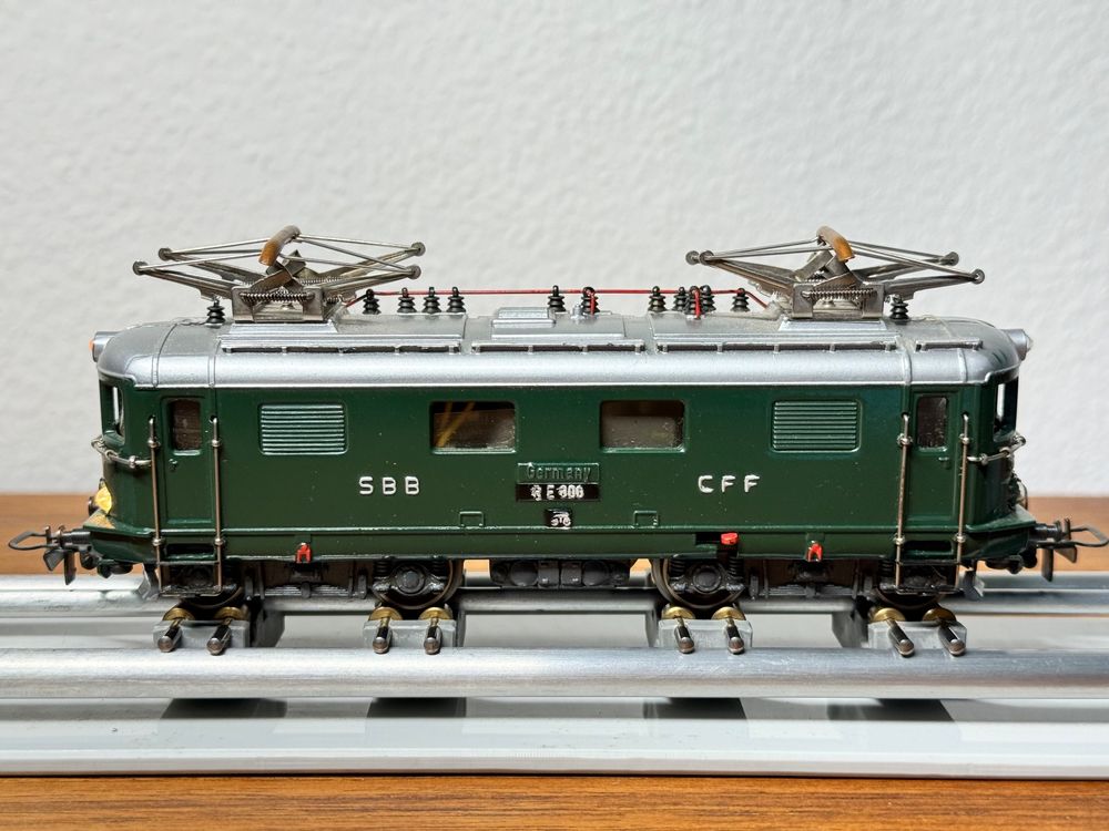 Rarität Märklin Re 800 SBB Lokomotive (Gebraucht) in für CHF 500 – mit ...