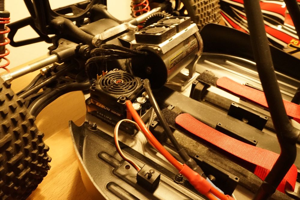 FG TR4E Elektro Truggy 4WD 1:5 (Gebraucht) in Dübendorf für CHF 350 ...