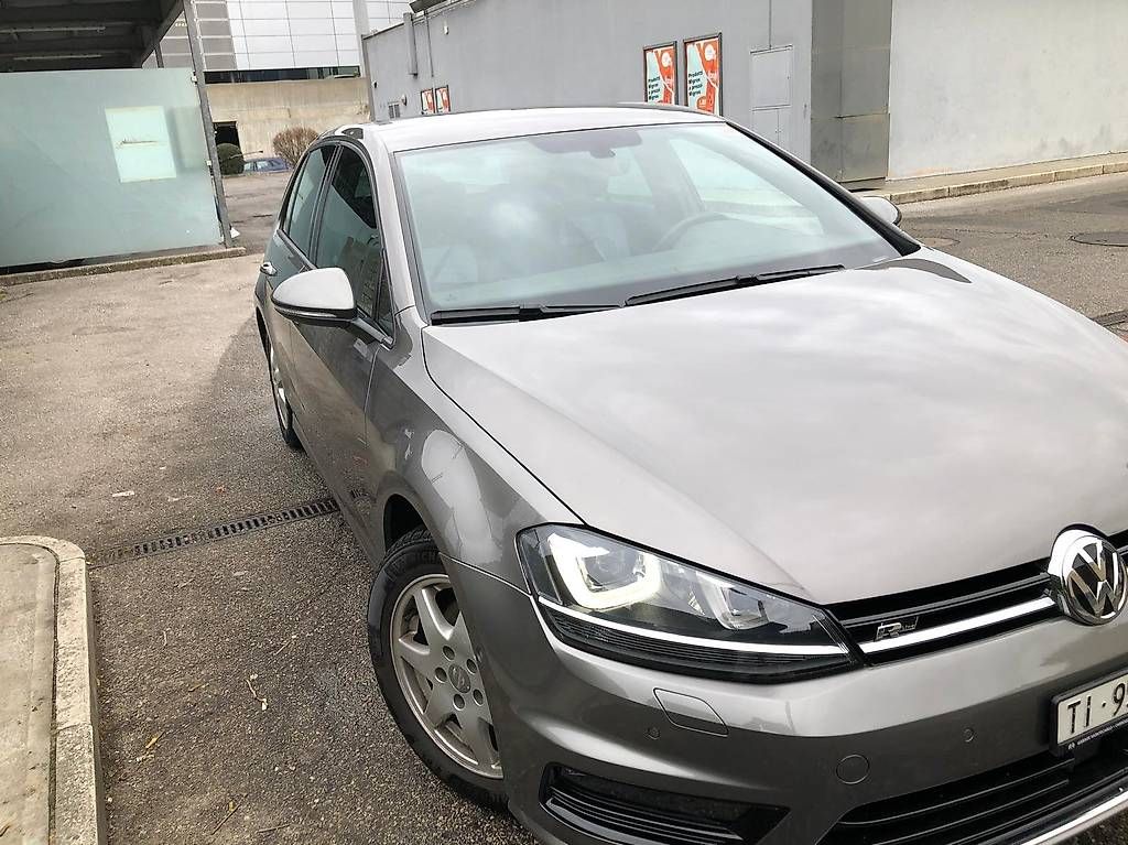 VW Golf VII TSI ALLSTAR R-Line DSG Full Optional (Usato) a Zürich per ...