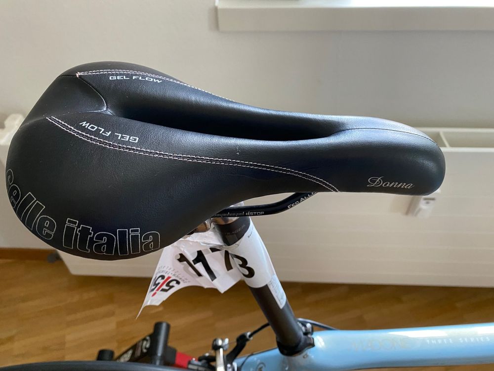 TREK MADONE 3.1 Rennvelo Carbon und Home Trainer (Gebraucht) in für CHF ...